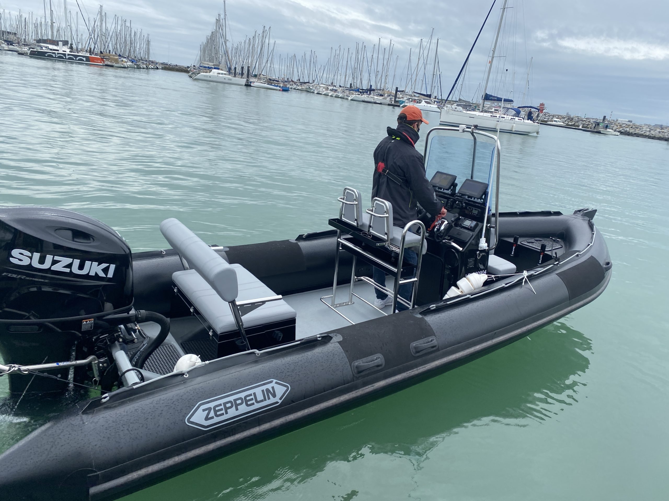 Acheter semi-rigide Zeppelin à la Rochelle - Nautique Services La Rochelle